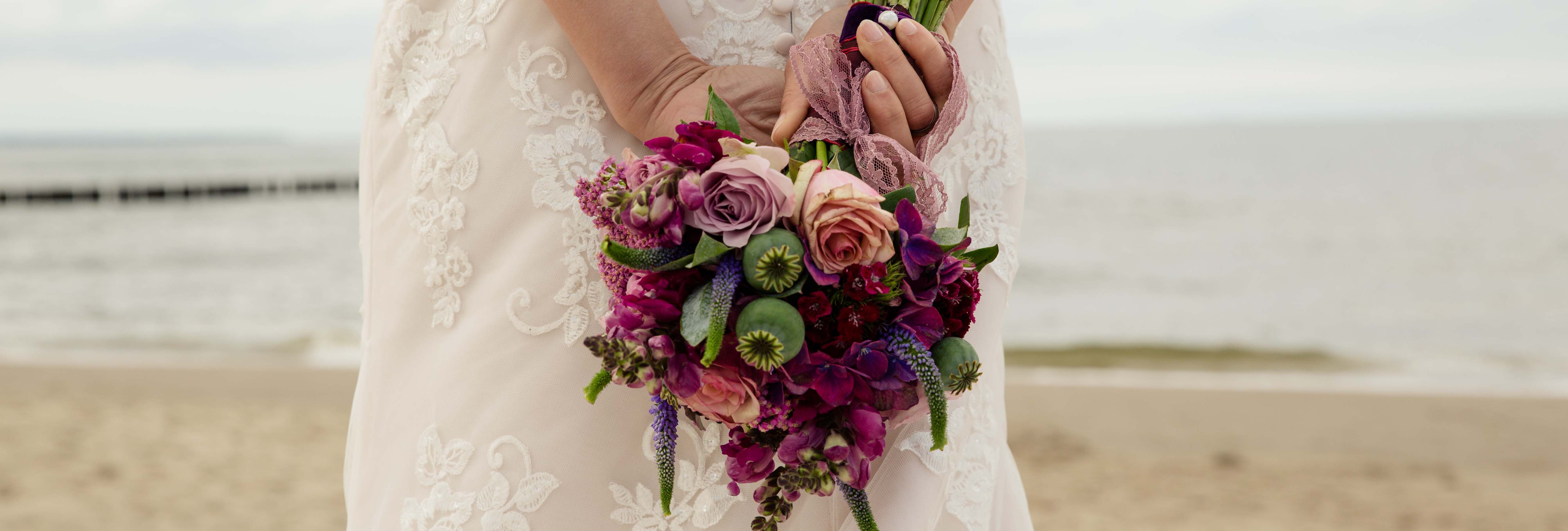 9 Different Wedding Attire Ideas | Find the Right One